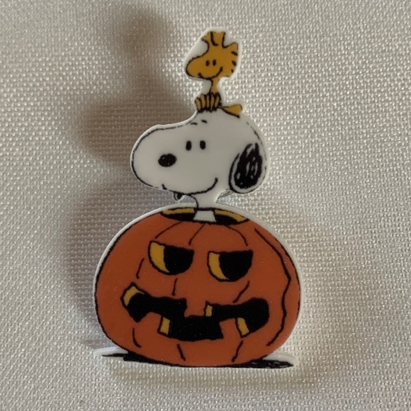 Hand Crafted | Jewelry | Nwt Handmade Pin Brooch Of Peanuts Snoopy With ...